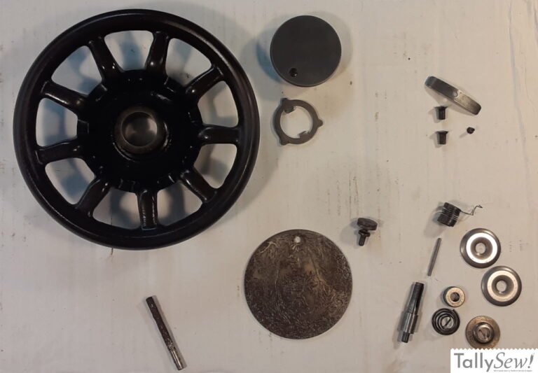 Singer Model 66 Tear Down - Tally Sew LLC