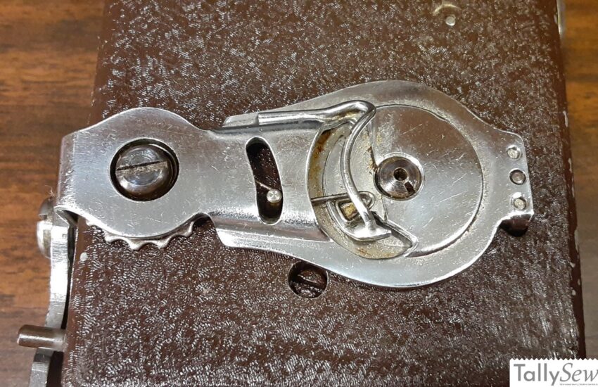 Adjusting the needle position of a Kenmore 117 series rotary - TallySew!