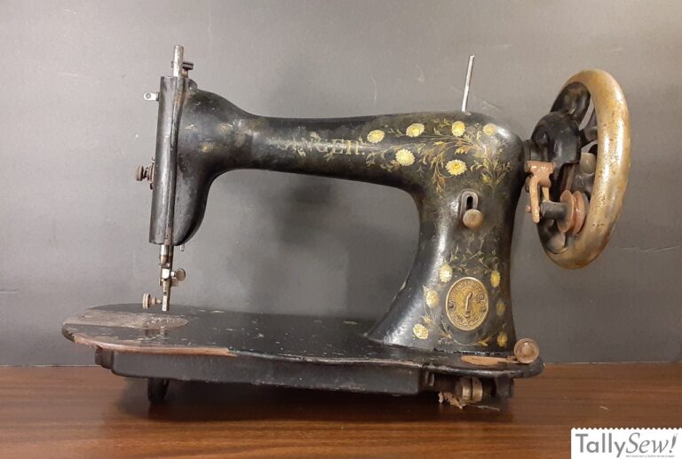 Singer Model 15 - Tally Sew LLC