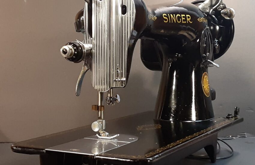 Singer Model 201 - Tally Sew LLC